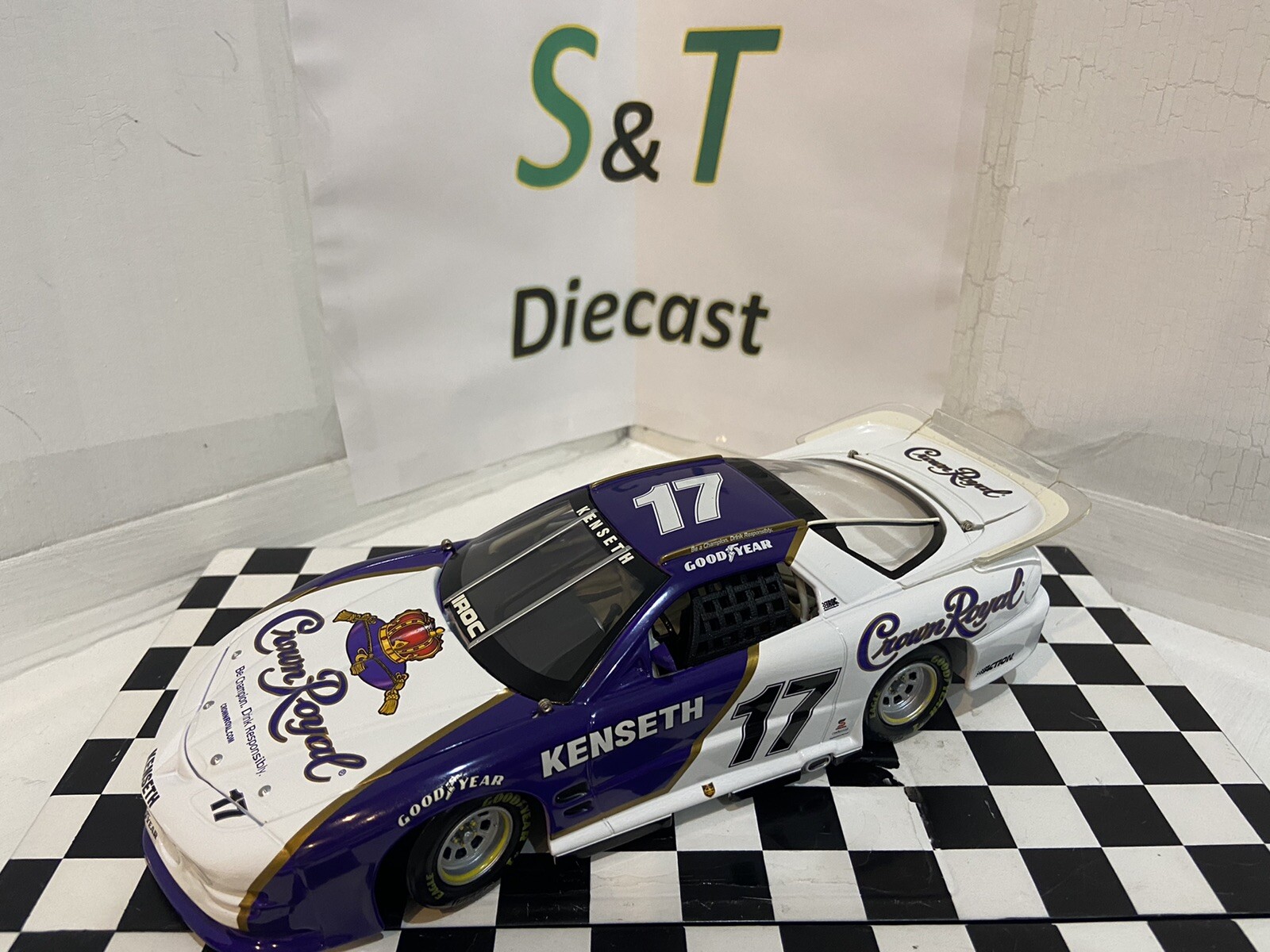 2005 Matt Kenseth #17 1/24 Purple Crown Royal IROC Pontiac Firebird ...