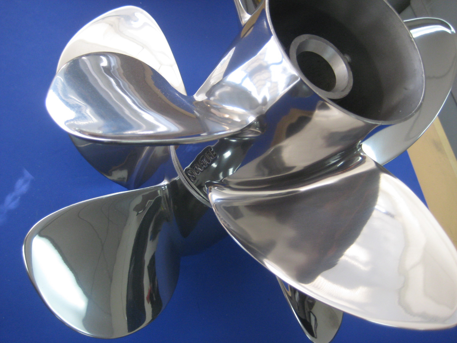 Bravo Three Propellers for Bravo Sterndrive by Signature Propellers 28P ...