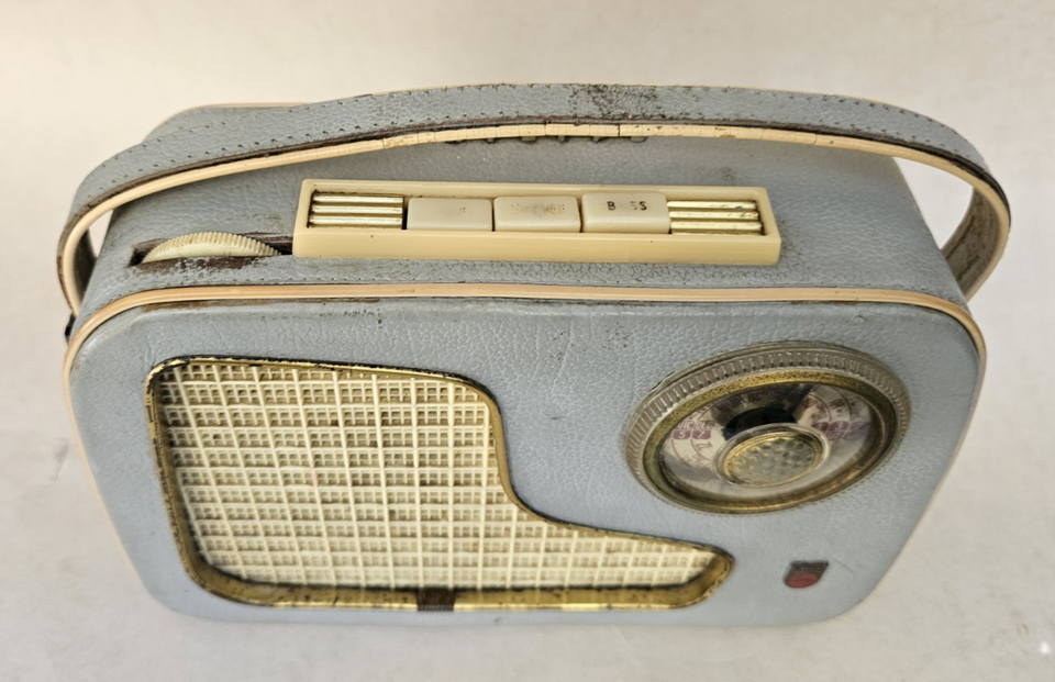 Vintage Philips Model 198 Transistor Radio from 1960's Working Good ...