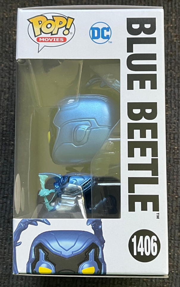 Funko Pop! Movies - Blue Beetle #1406 BLUE BEETLE *GITD* GameStop ...