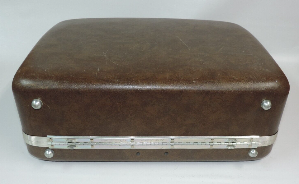 Smith-Corona Electra 120 typewriter with Metal Case & Key- Tested And ...