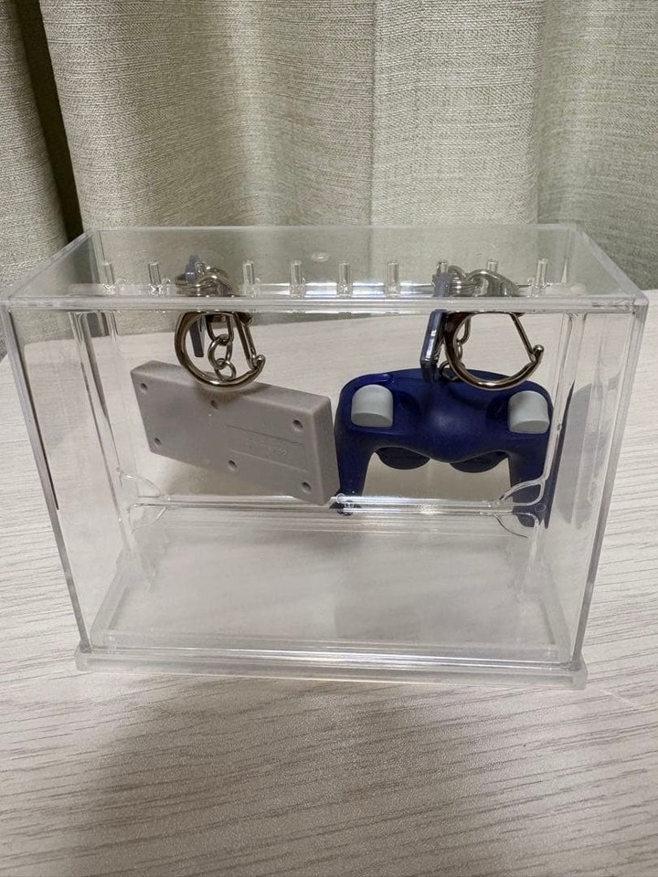 Nintendo Museum Key Chain, Collectible, No Box, Display Not Included | eBay