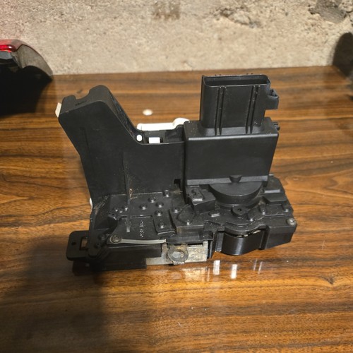 2000 01 02 03 04 05 2006 LINCOLN LS Front RH Pass 8 PIN Door Lock Latch ...