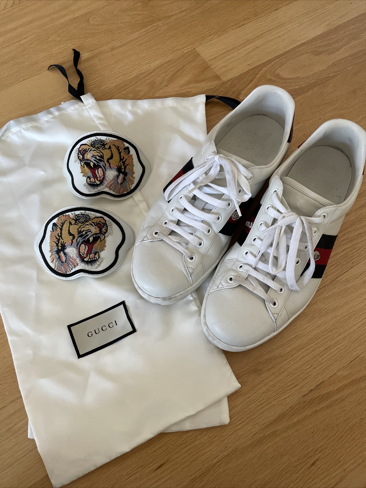 Gucci Ace Sneakers (removable Tiger patches). US 11 - Gem