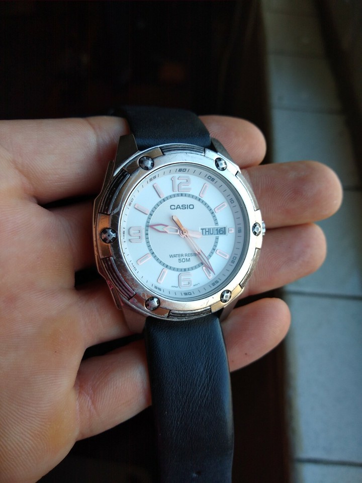 Casio 5125 MTP-1327 Men's Quartz Wristwatch Day Date Window Leather ...