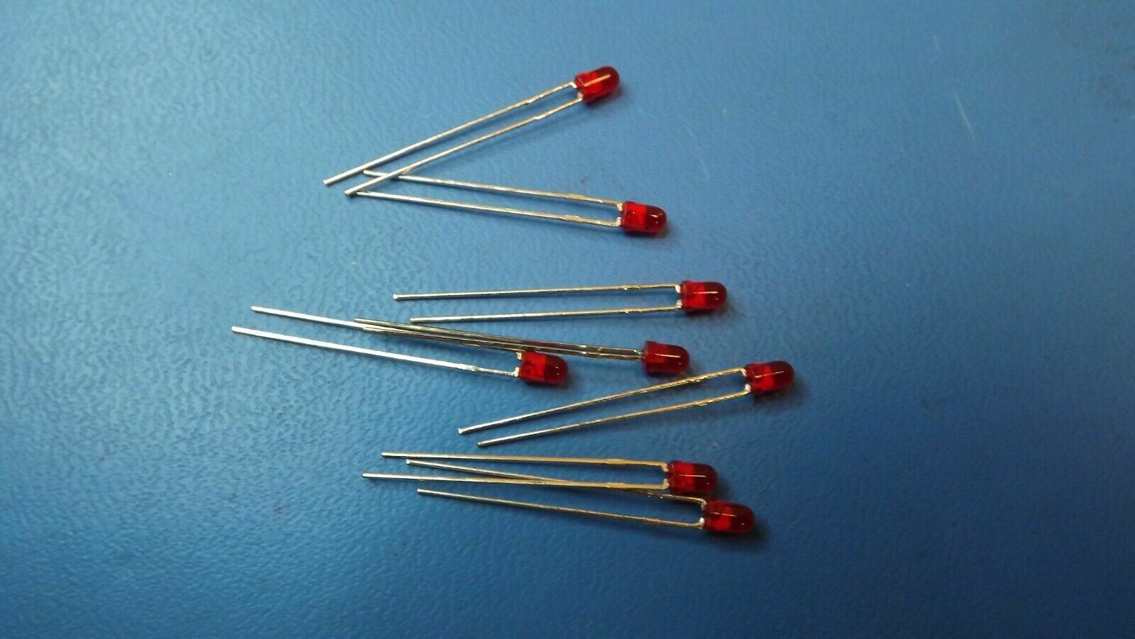 (8PCS) SSLLX3044ID-5V LUMEX LED Uni-Color Red 635nm 2-Pin T-1 | eBay