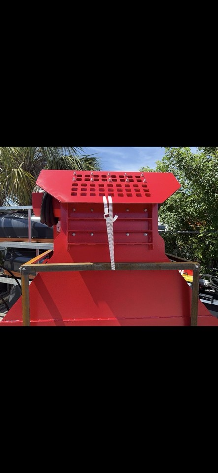 Skid Steer Raytree Block Stone Asphalt Rock Crusher Loader Hydraulic ...