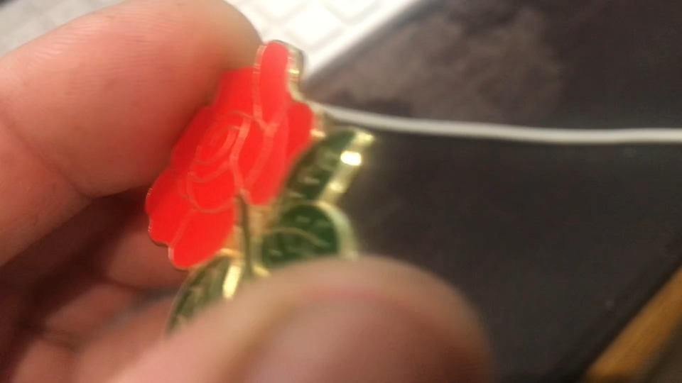 LANCASHIRE RED ROSE LABOUR PARTY ENAMEL PIN BADGE GIFT (PB17) BIGGER ...