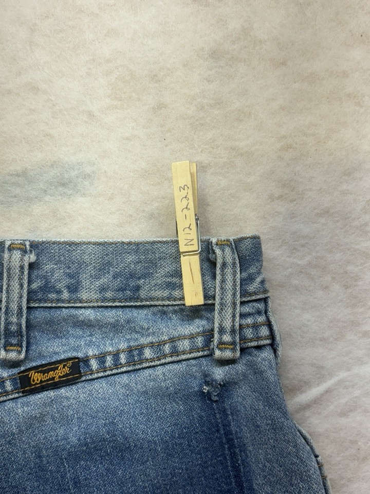 Wrangler Mens size 32x36 stone Wash Cowboy cut 47MWZ distressed ...