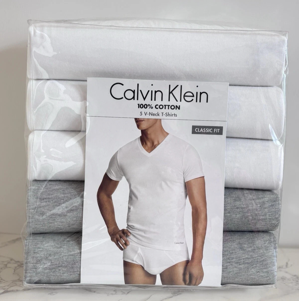 (取寄) カルバンクライン アンダーウェア メンズ コットン クラシックス クルー ネック 5-パック   Underwear men Cotton Classics Crew Neck 5-Pack White Calvin Klein Men's 5-Pack White Classic Fit V-Neck Cotton T-Shirts