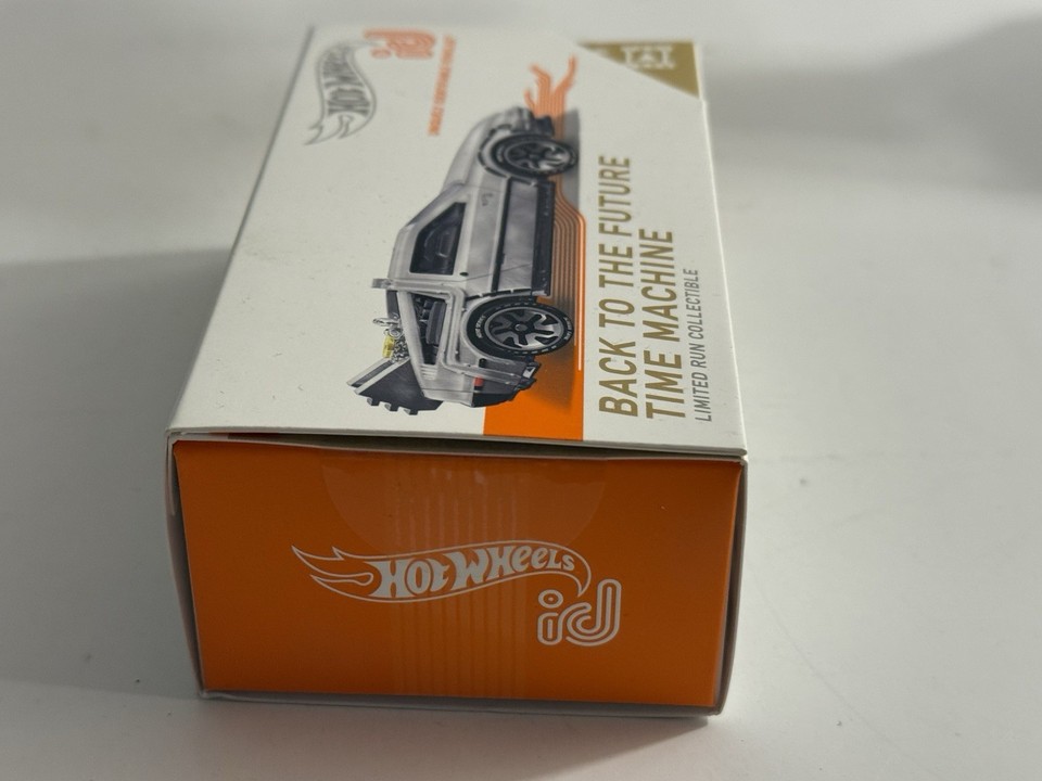 Hot Wheels iD Back To The Future DeLOREAN TIME MACHINE Screen Time ...