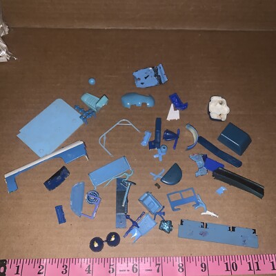 Vintage Junkyard Lot of Plastic Model Car Parts & Pieces (Lot jy165) | eBay