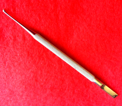 Cuticle Pusher Beauty Gouge Small Spoon Manicure Cleaner Nail Art Salon ...