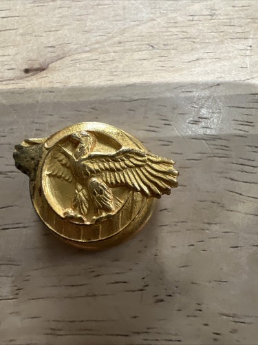 WWII Honorable Discharge "Ruptured Duck" Lapel Pin w Button-hole Back ...