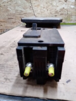 Circuit Breakers - Und Lab Inc