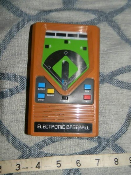 2001 Mattel Classic Baseball Handheld Electronic Game Tested for sale ...