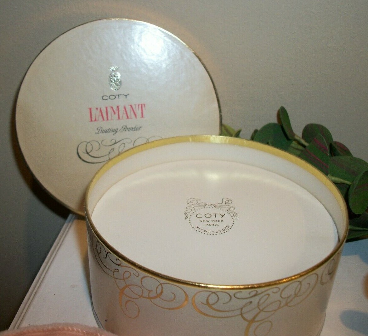 Vintage Coty L'AIMANT Dusting Powder Sealed 5.25 oz. with Puff New | eBay