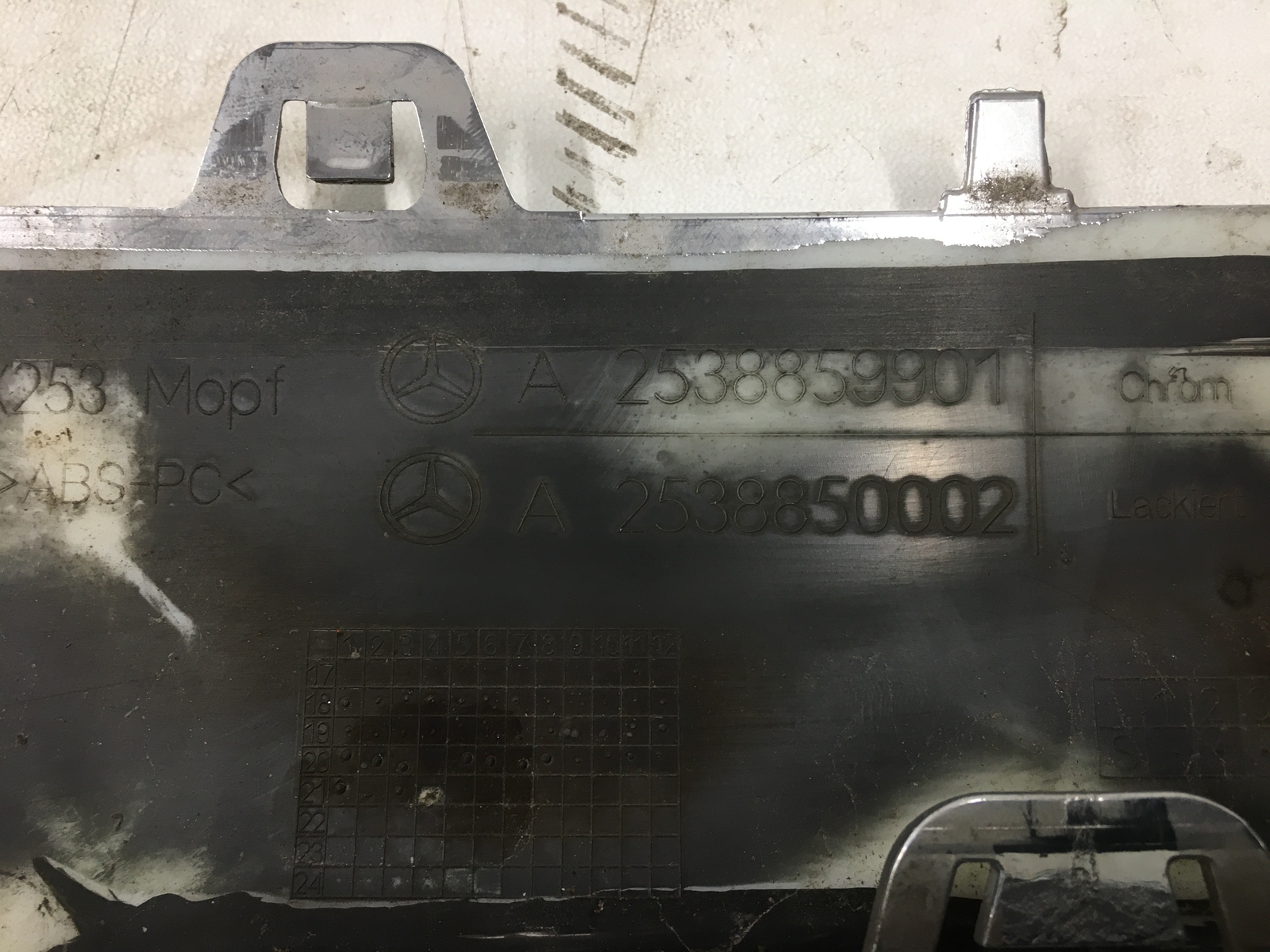 Chromleiste Vorne Stoßstange Zierleiste Mercedes W253 X253 GLC ...