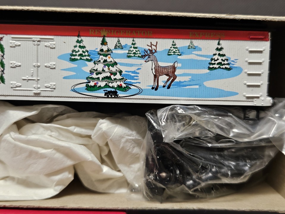 BRANCHLINE 1997 CHRISTMAS HAPPY HOLIDAYS REEFER CAR HO Gauge Build Kit ...