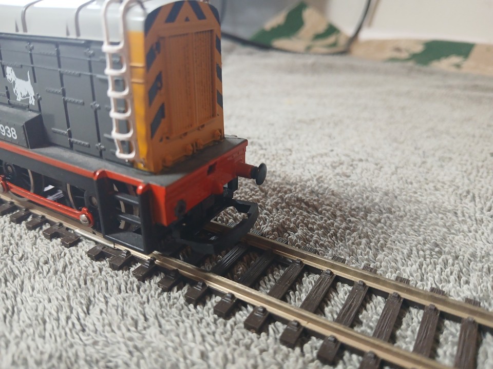 Hornby Class 08 Scottish Rail Shunter With 5 Wagons Unboxed And Used ...