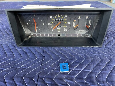 1992-1993 Volvo 240 244 245 Gauge Cluster Speedometer Speedo K39200 OEM ...