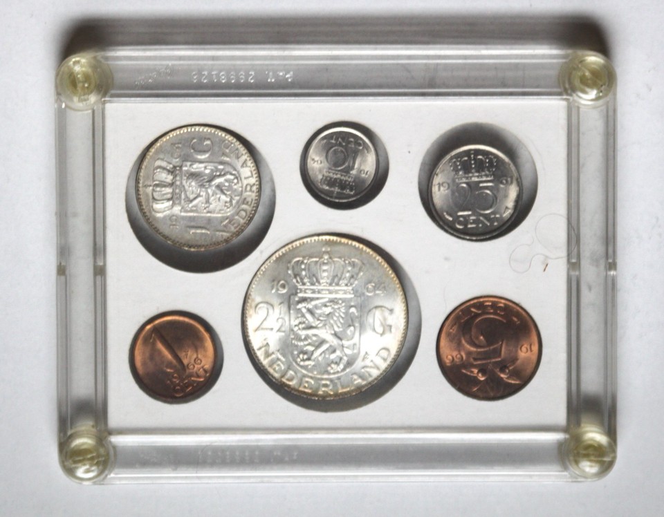 Netherlands Mint Set 2/ 1/2 G, 1 G, 25, 10, 5, 1 Coins from 1961 - 1966 ...
