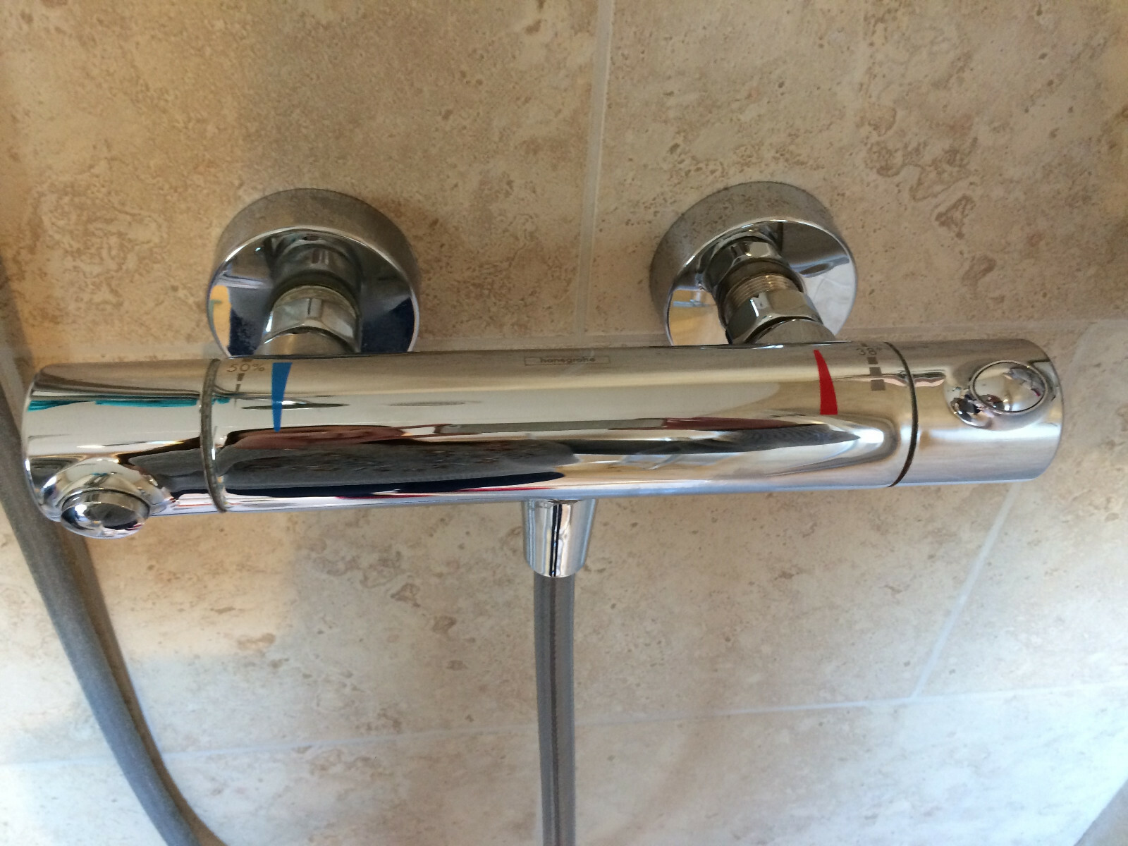 TAP STICKERS-27 Red and 27 Blue Tap/Faucet, Shower Vinyl Hot and Cold ...