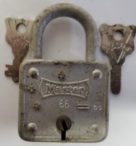 Vintage Master Lock Co. # 66 Padlock 2 Working keys | eBay