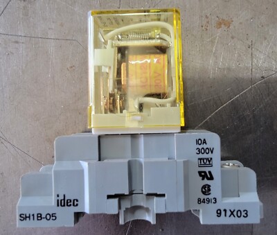 IDEC SH1B-05 w/RHIB-U Relay | eBay