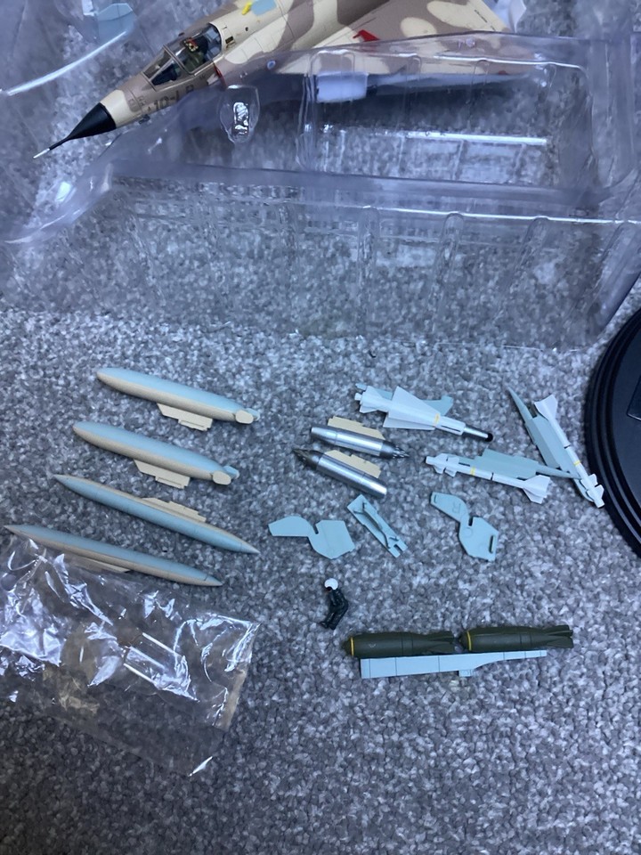 Hobby Master HA9802 Mirage IIIC 87/10-LB, EC 03/010 Vexin, Armée de i ...