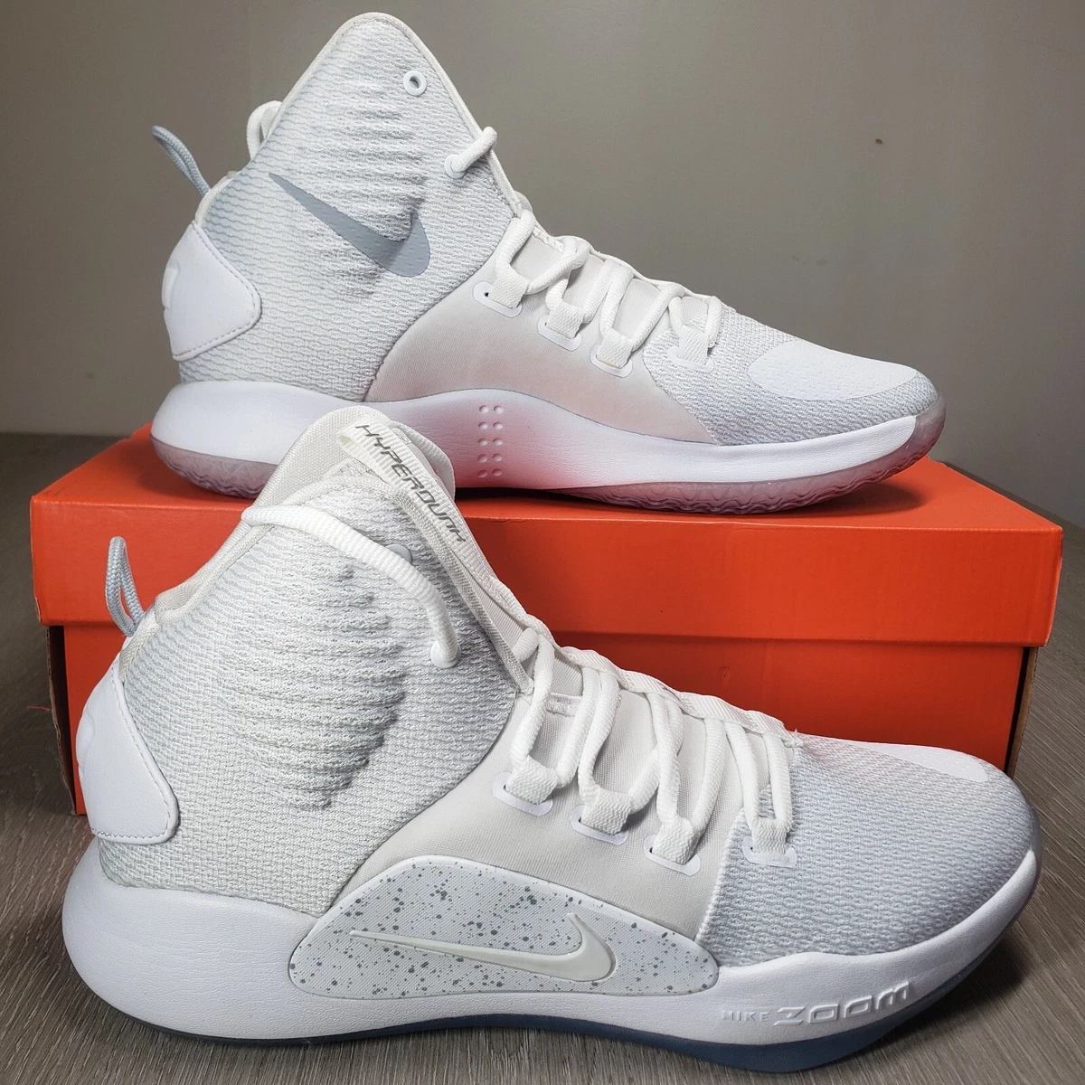 Hyperdunk 2022 Red White