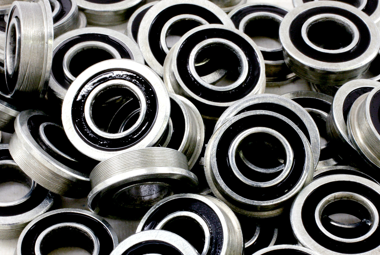 Wholesale Lot 100 Flanged Unground Sealed F688-2RS Miniature Ball ...