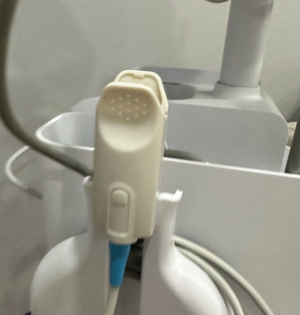 Welch Allyn Connex Vital Signs Monitor 68NXTX Stand, WIFI, SpO2, Braun ...