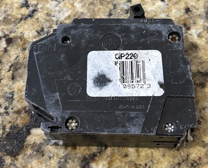 GE THQP220 20 Amp 2 Pole 240 Volt Plug In Circuit Breaker | eBay