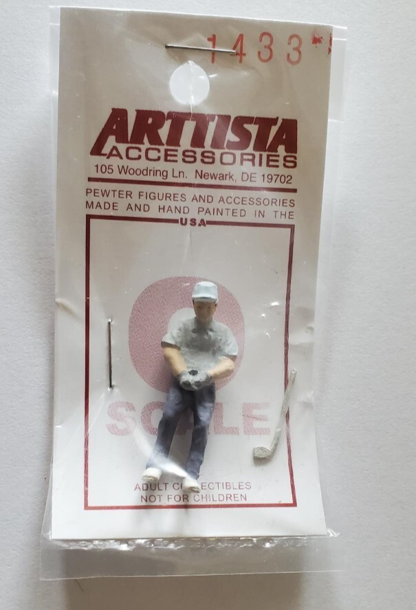 Arttista #1433 - Golfer Putting - O Scale Figure - Model Trains NEW | eBay