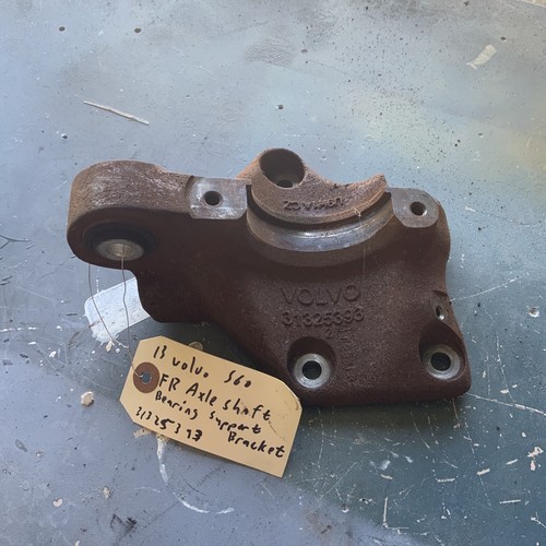 Front Right Axle Shaft Bearing Support Bracket 2016 Volvo S60 31325393 ...