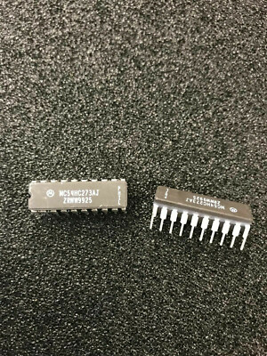 MC54HC273AJ MOTOROLA Keramik DIL20 Octal D Flip-Flop with Common Clock ...