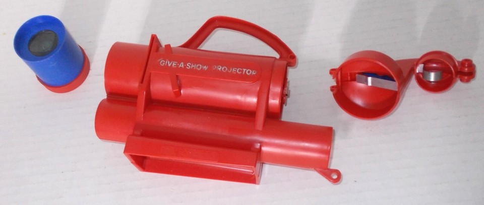 KENNER GIVE A SHOW PROJECTOR SET SCOOBY DOO SEALAB CHAN CLAN JOSIE ...