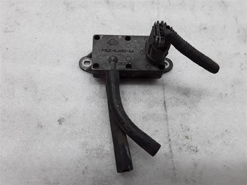 F7UE-9J460-AA EGR Valve Pressure Feedback 1998 FORD F150 F-150 HO-137 ...