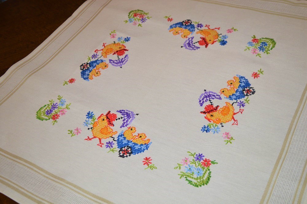 MOMMA TAKES CHICKS FOR A RIDE! VINTAGE GERMAN HAND EMBROIDERED EASTER ...