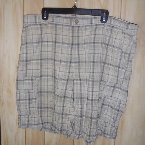 Basic Editions Tan Plaid Men Shorts Size 40 888689275816 | eBay