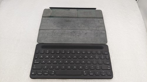 Apple A1772 Portable Smart QWERTY Keyboard Folio For Apple IPad Pro ...
