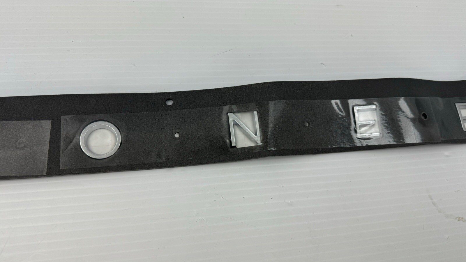 22-23 JEEP WAGONEER GRAND WAGONEER HOOD EMBLEM BADGE NAMEPLATE MOPAR ...