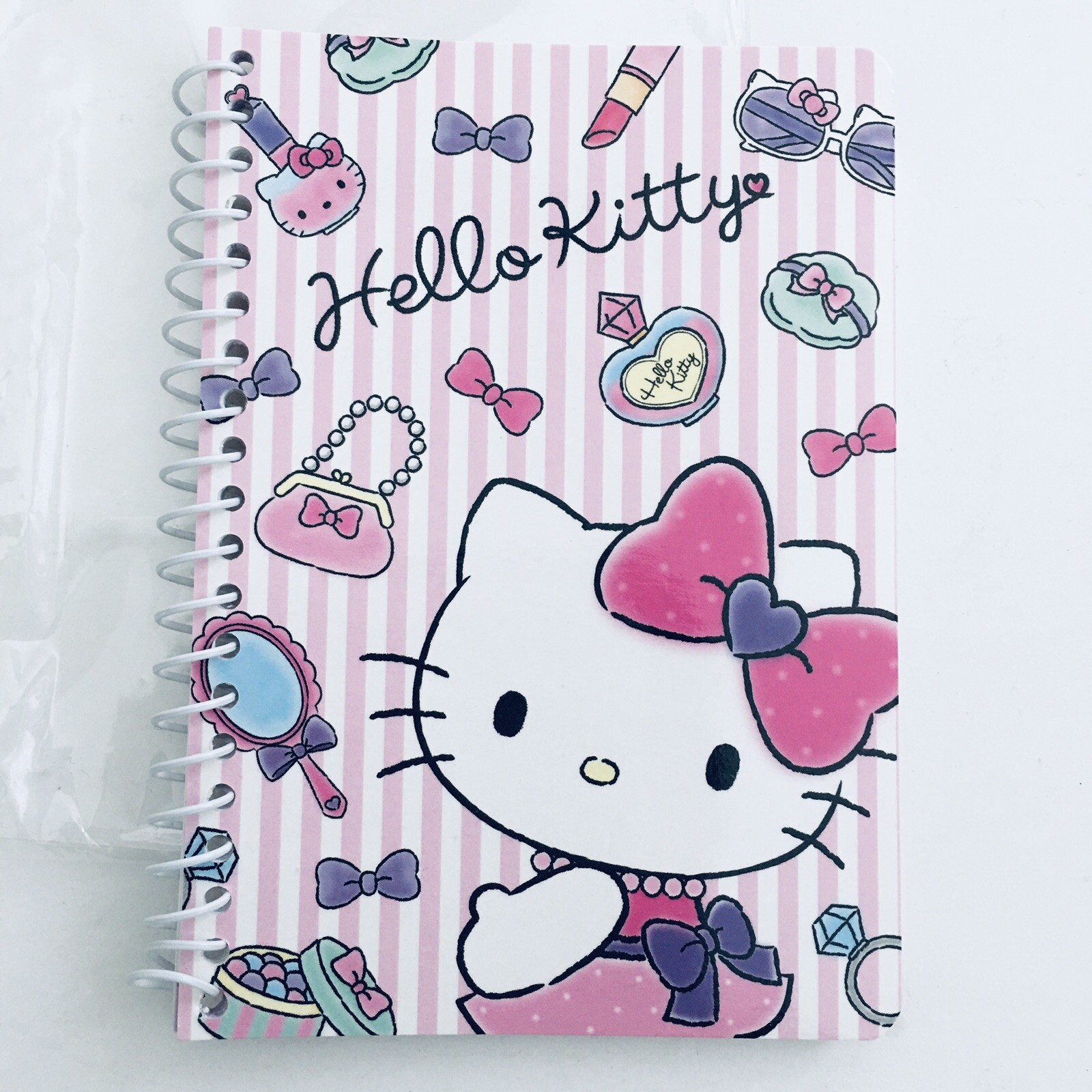 Hello Kitty Mini Spiral Notebook NIP 5x3.5 2017 lined W/design 35 pages ...
