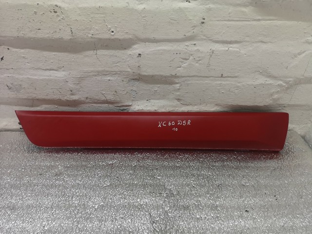 VOLVO XC60 2.4 Rear RIGHT SIDE Door Lower Moulding 31294846 2010 for ...
