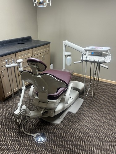 Adec 511 Dental Chair Package w/Adec 532 Radius Delivery, Assist Arm | eBay