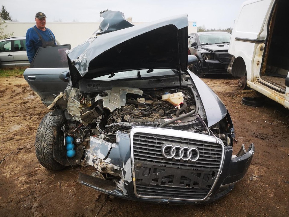 4F0971235 battery terminal for Audi A6 UK1943795-68 | eBay UK