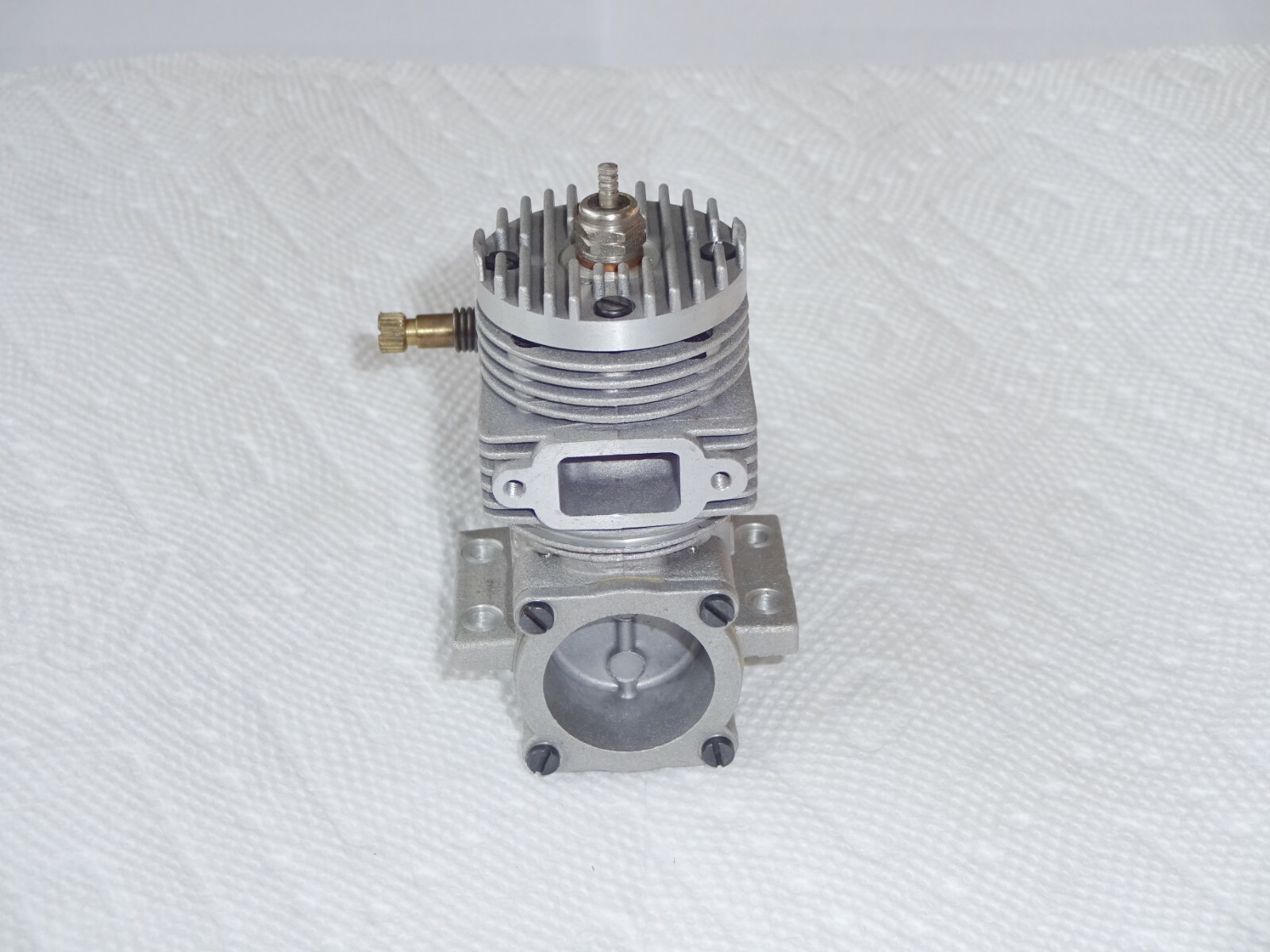 Czech MVVS 3.5cc FIRE Racing R/C Airplane Engine ; MVVS 21 Engine | eBay