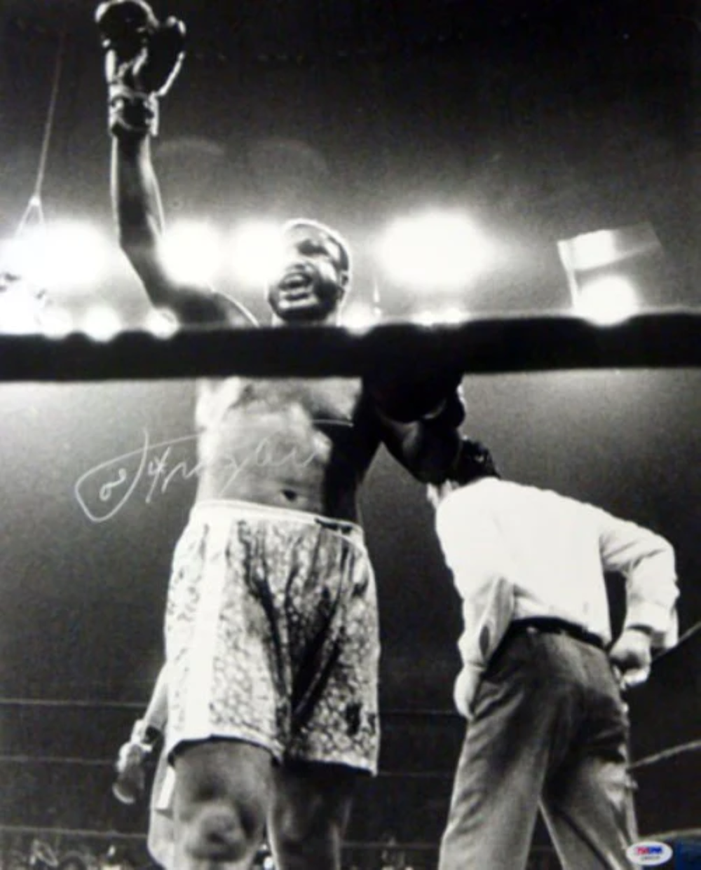 Joe Frazier Autographed Memorabilia | Signed Photo, Jersey ...