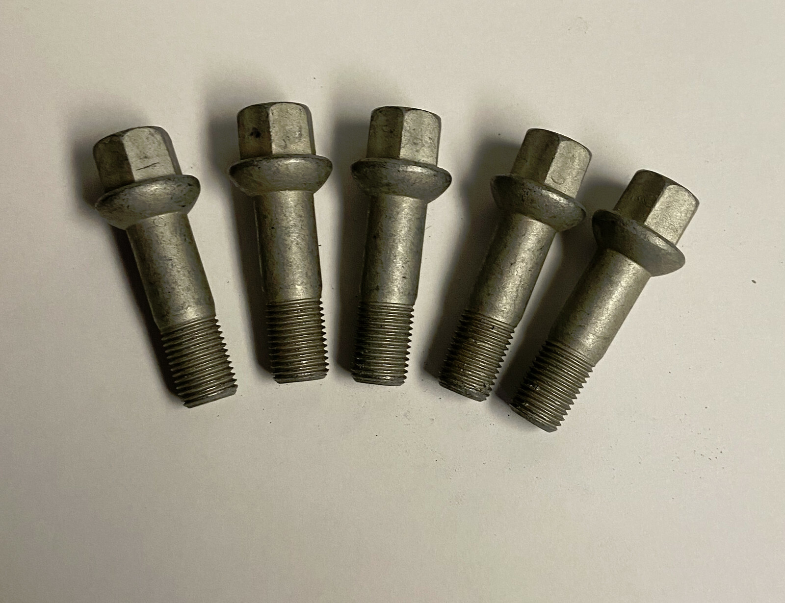 Set of 5 Genuine Mercedes Benz Wheel Bolts OEM# 0009905307 Made in ...